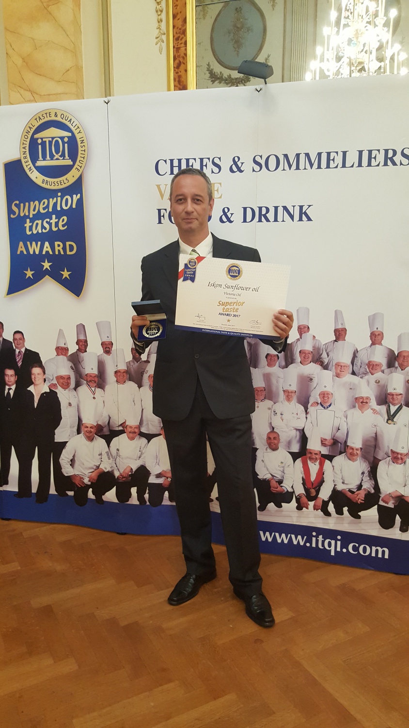 Najpoznatiji svetski šefovi kuhinja nagradili ISKON ulje | VICTORIAOIL